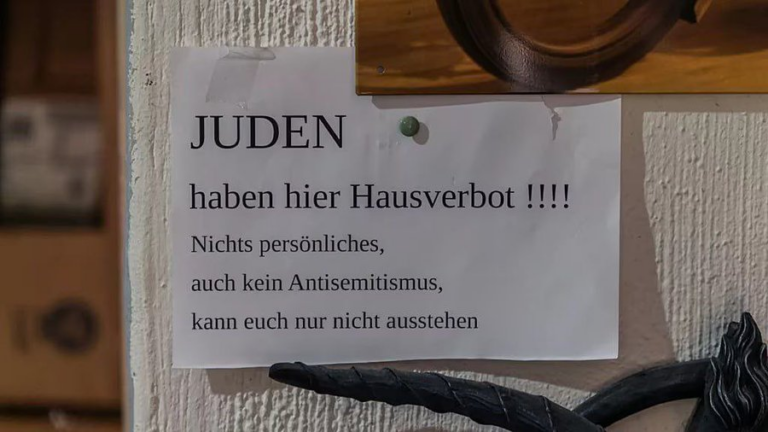 During German Trial For Hate Crime, Jewish Woman Forced To Remove Star ...
